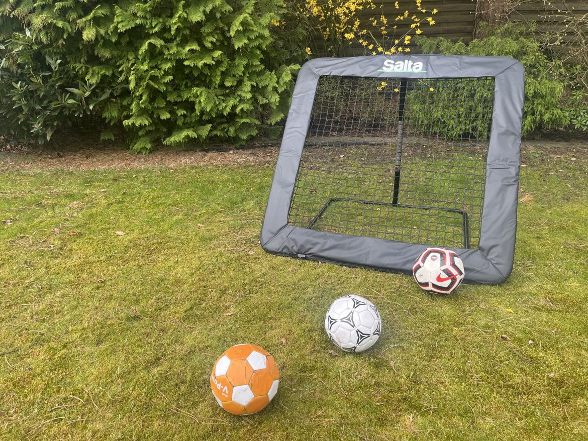 Fußball-Rückprallwand "Salta Motion Rebounder" im Test: Sinnvoll fürs ...